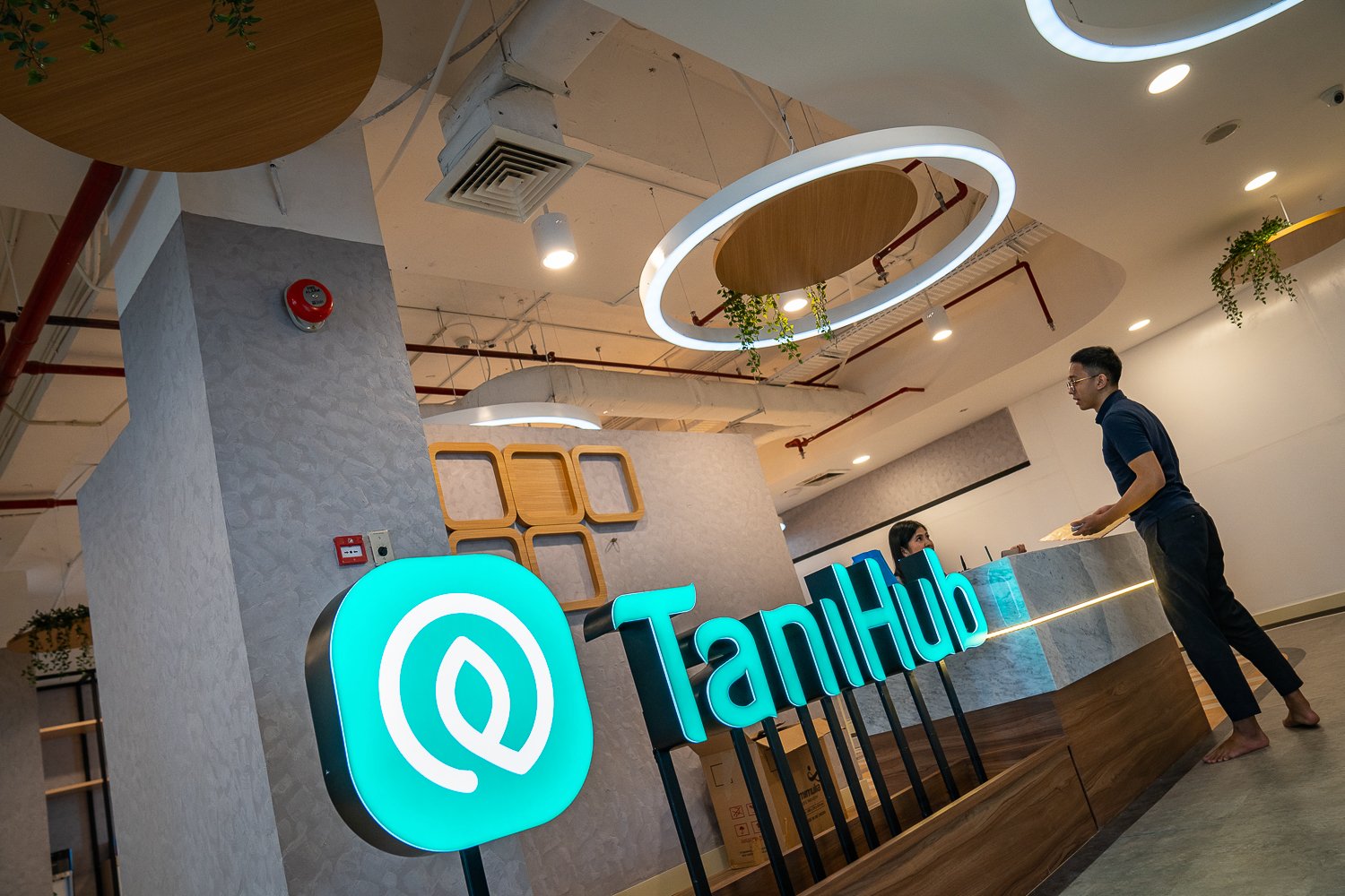 TaniHub - Genesis TaniHub - Genesis